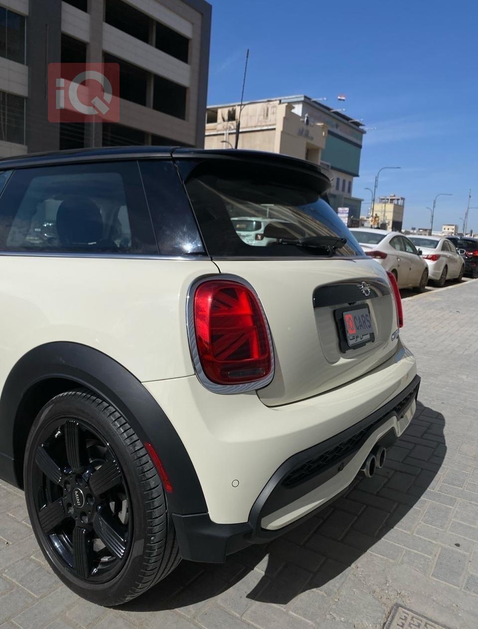 Mini Cooper 2023 - $22,000 for sale