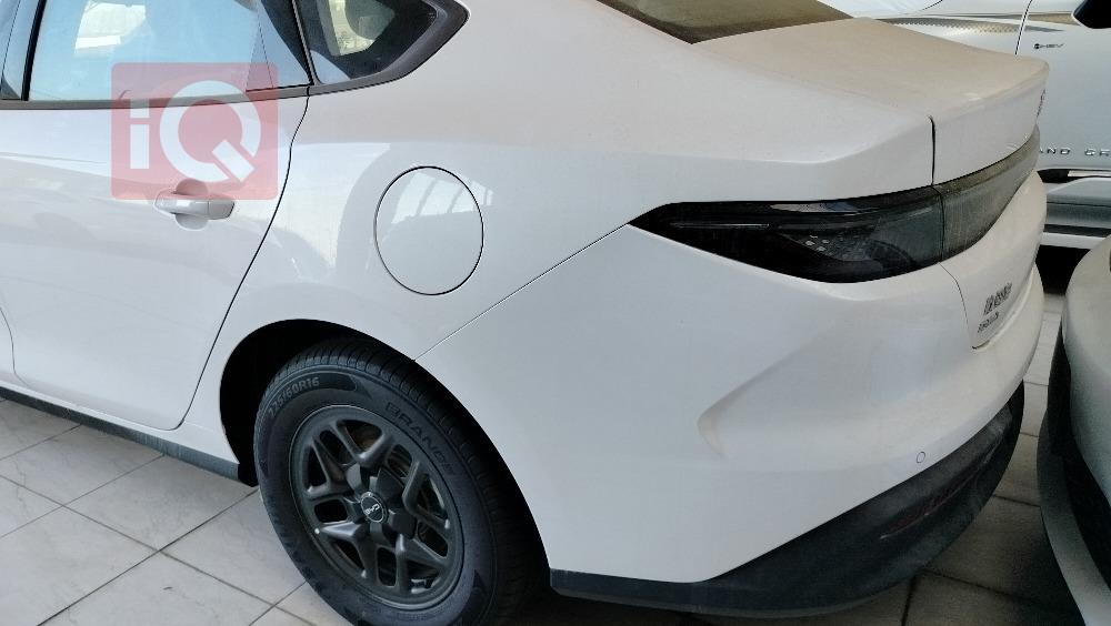 BYD Seal 05 DM-i 2025 for sale