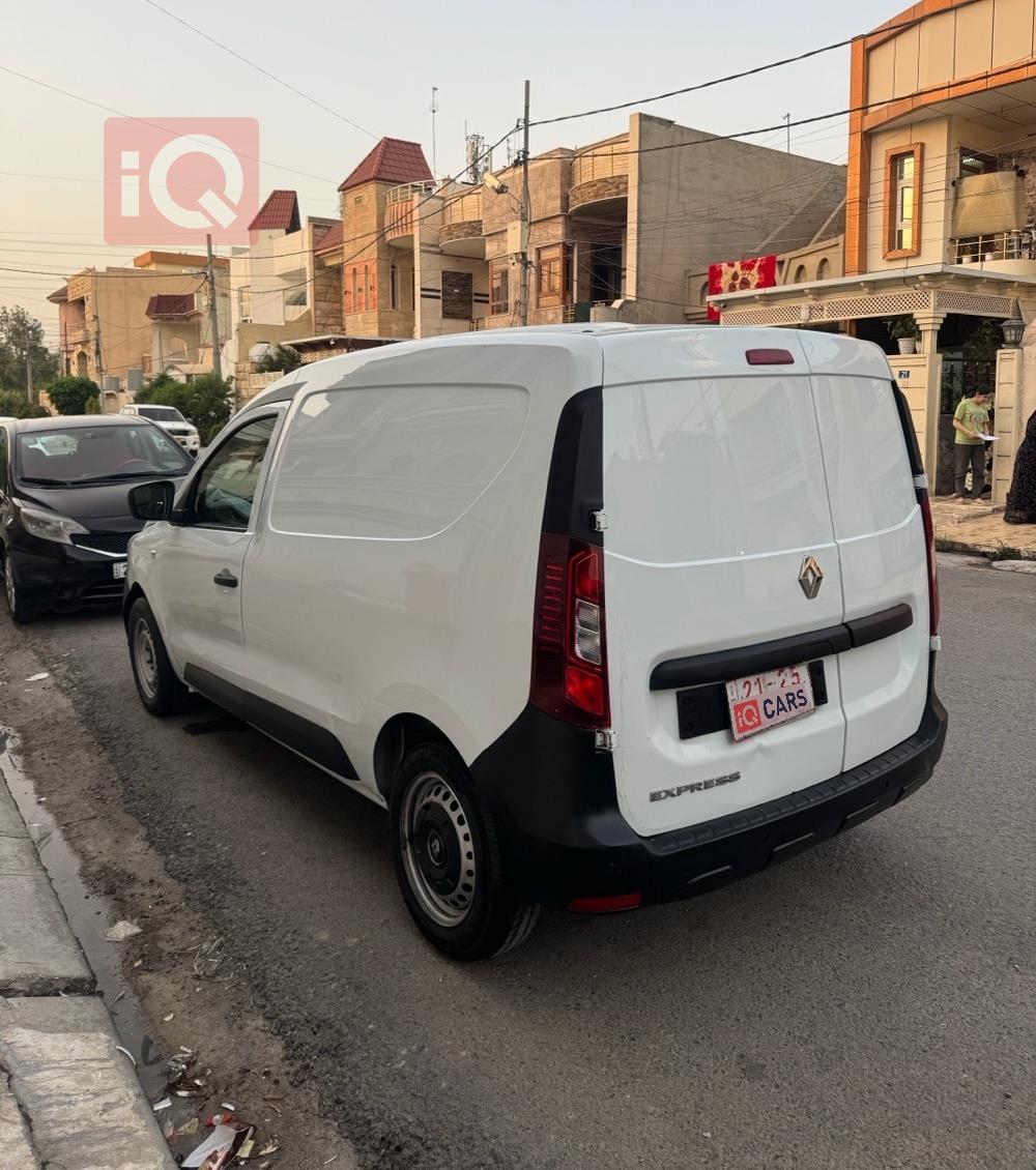 Renault Dokker Van 2024 - $12,000 for sale