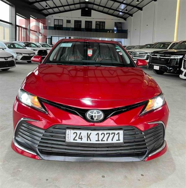 تويوتا كامري 2023 - $19,200 للبيع