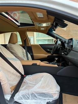 Lexus ES 2024 - $32,000 for sale
